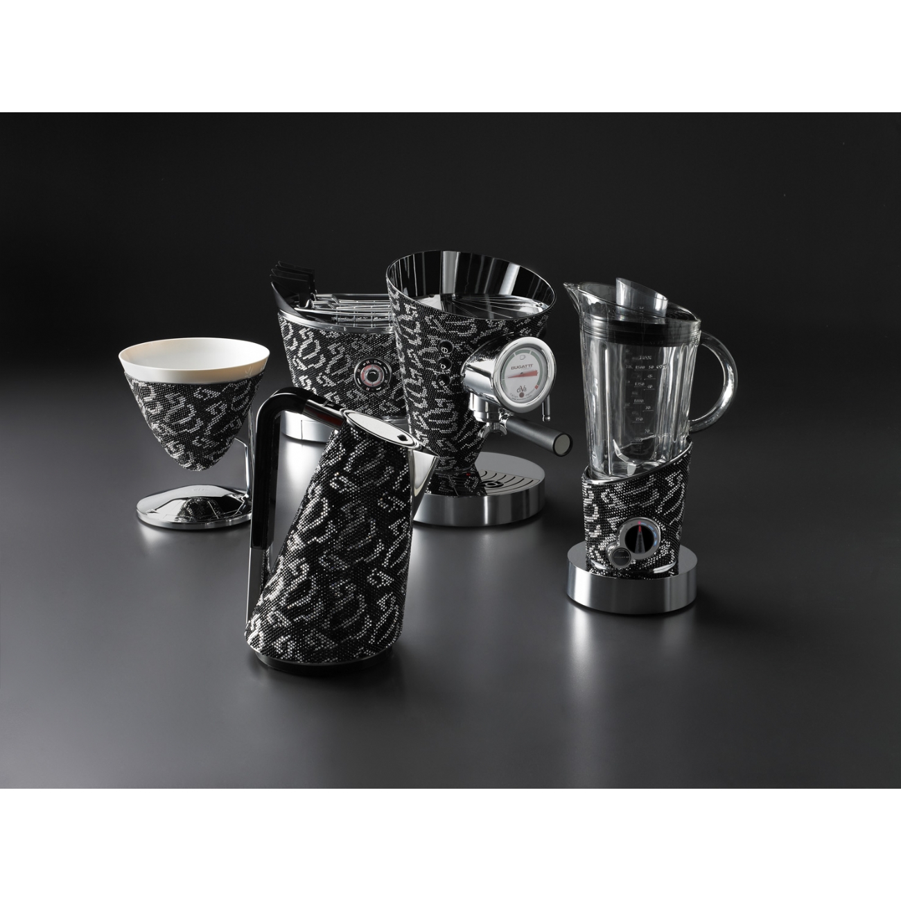 KETTLES: Bugatti Sparkle if crystals